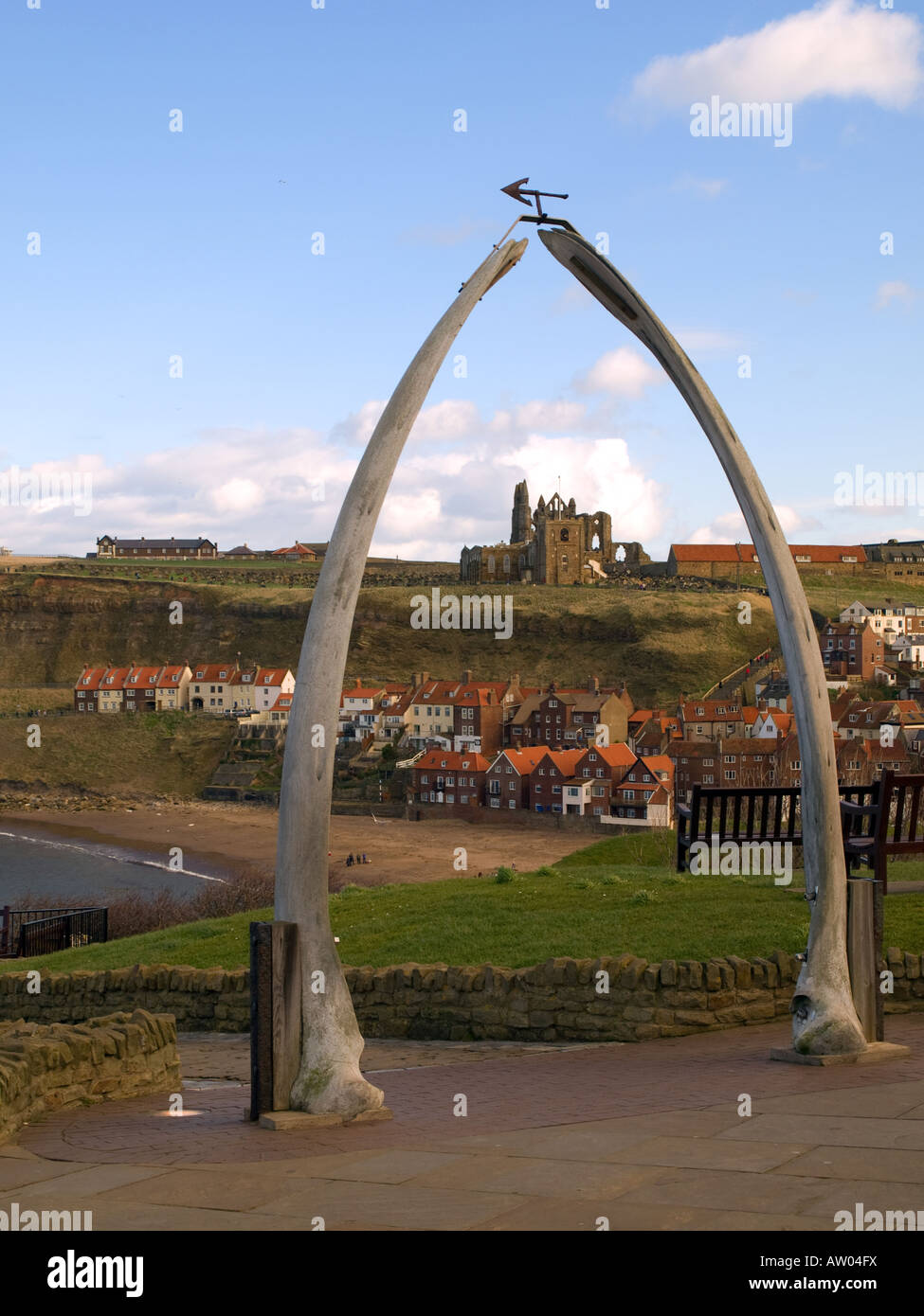 Whalebone archway in Whitby, North Yorkshire Stock Photo - Alamy