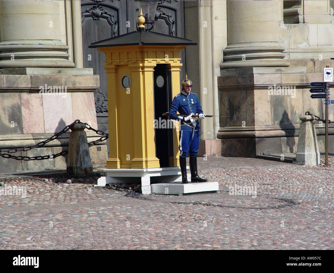 Royal guard in old uniform guarding Royal Building Stock Photo - Alamy