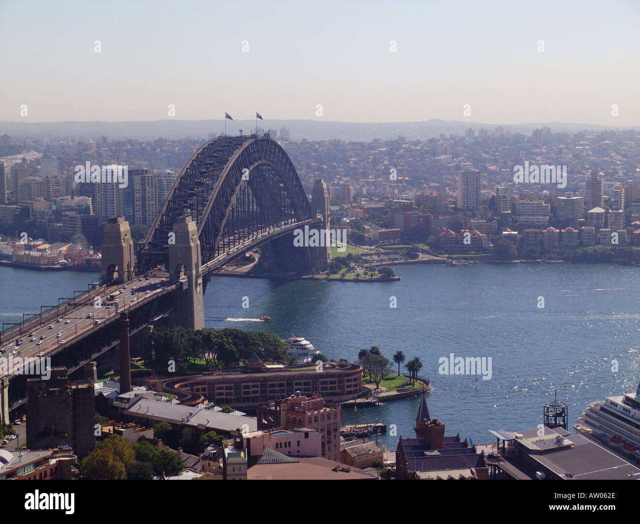 High level view of Sydney Harbour Bridge from the South Stock Photo - Alamy