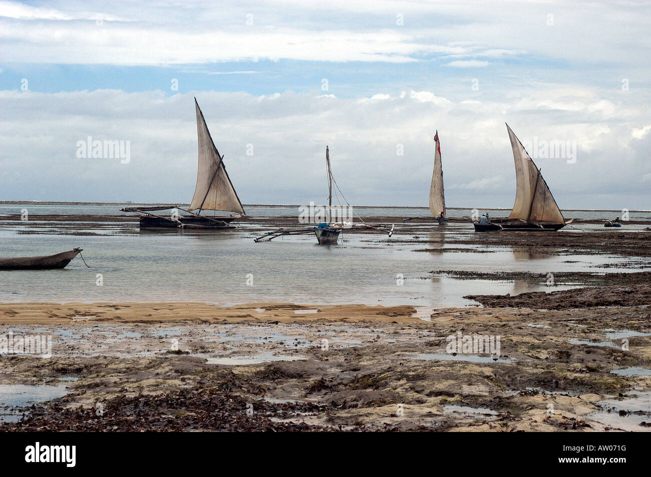 Shanzu beach hi-res stock photography and images - Alamy