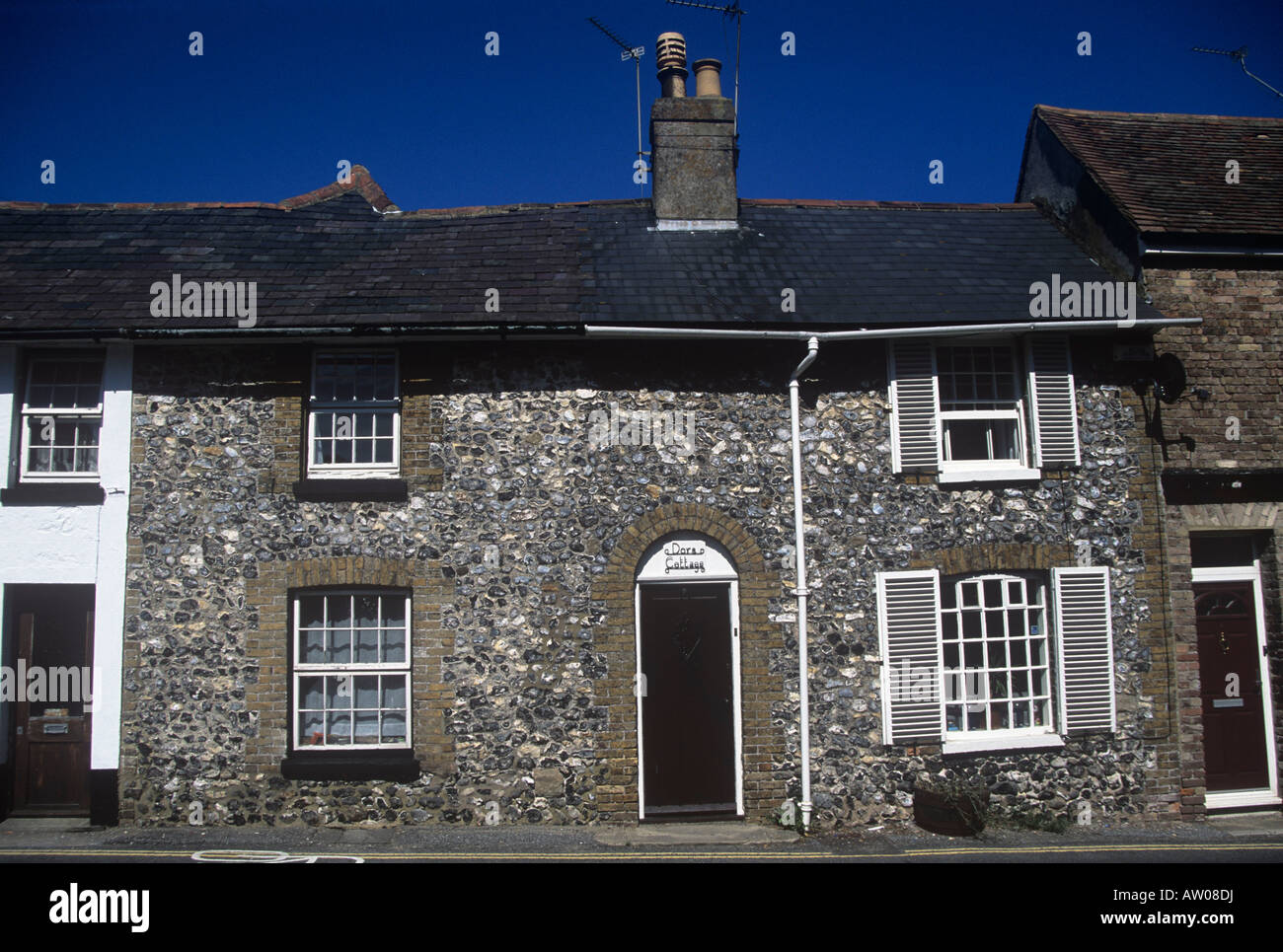 Traditional flint cottage in St Margaret's at Cliffe, Kent Stock Photo ...