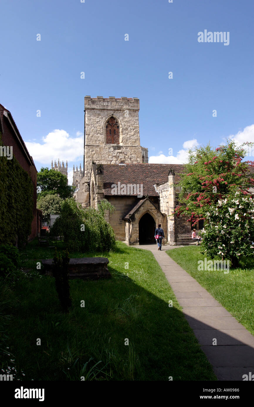 Holy trinity goodramgate york hi-res stock photography and images - Alamy