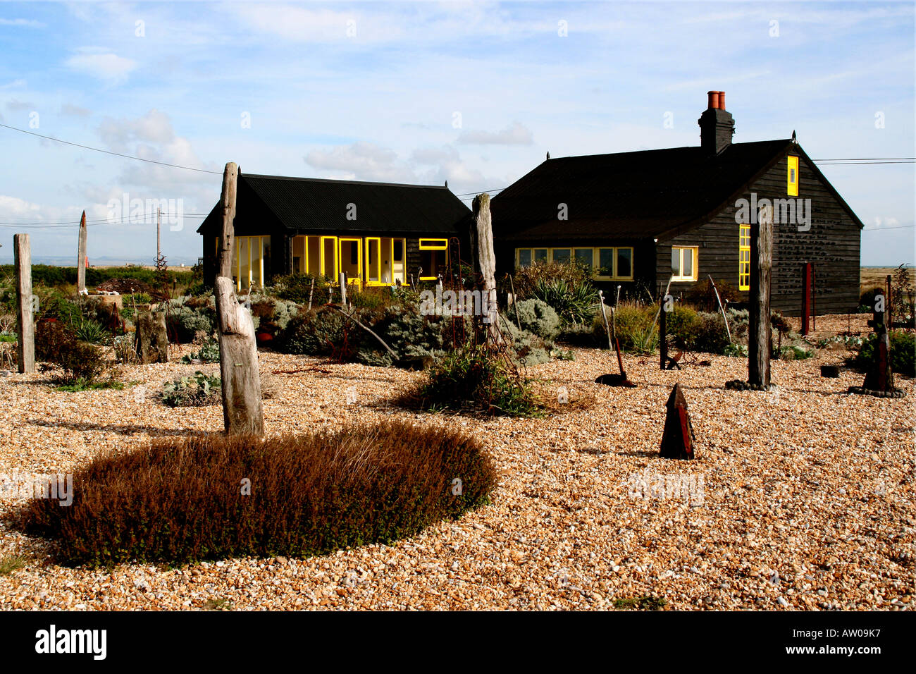 Prospect Cottage on the beach at Dungeness in Kent UK Stock Photo - Alamy