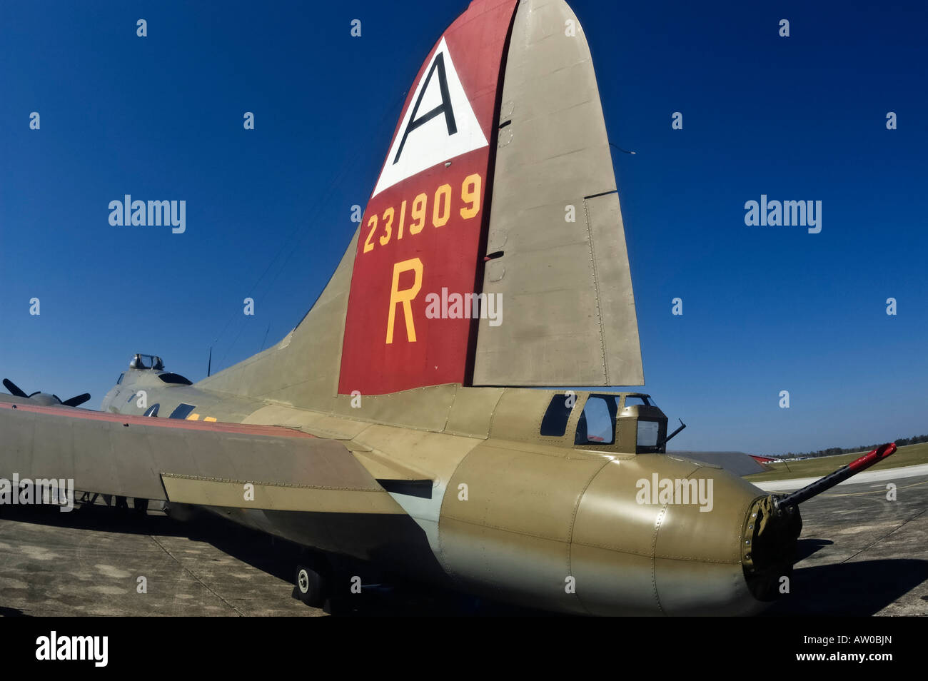 vintage world war 2 bomber B 17 Flying Fortress at Wings of Freedom ...