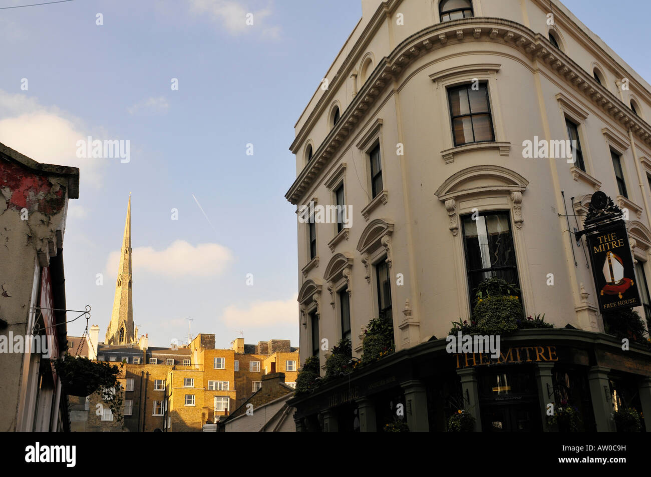The Mitre a typical English pub in London Stock Photo - Alamy