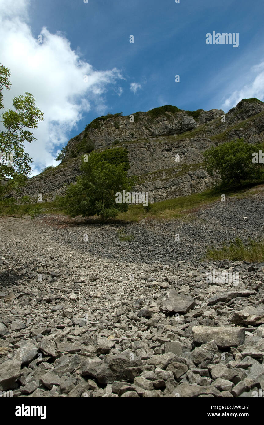 Loose rock hillside Stock Photo - Alamy
