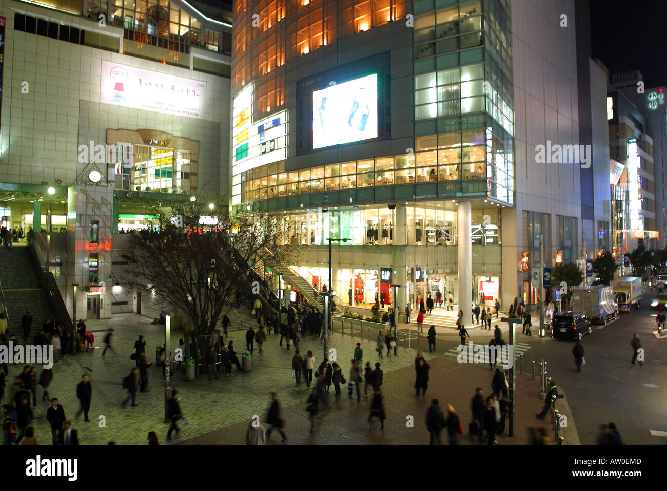 Shinjuku quarter hi-res stock photography and images - Alamy