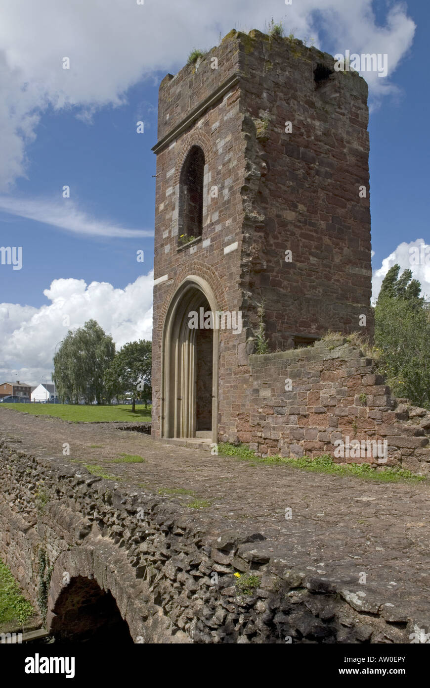 Remains of St Edmunds church on the old medieval bridge, Exeter, Devon ...