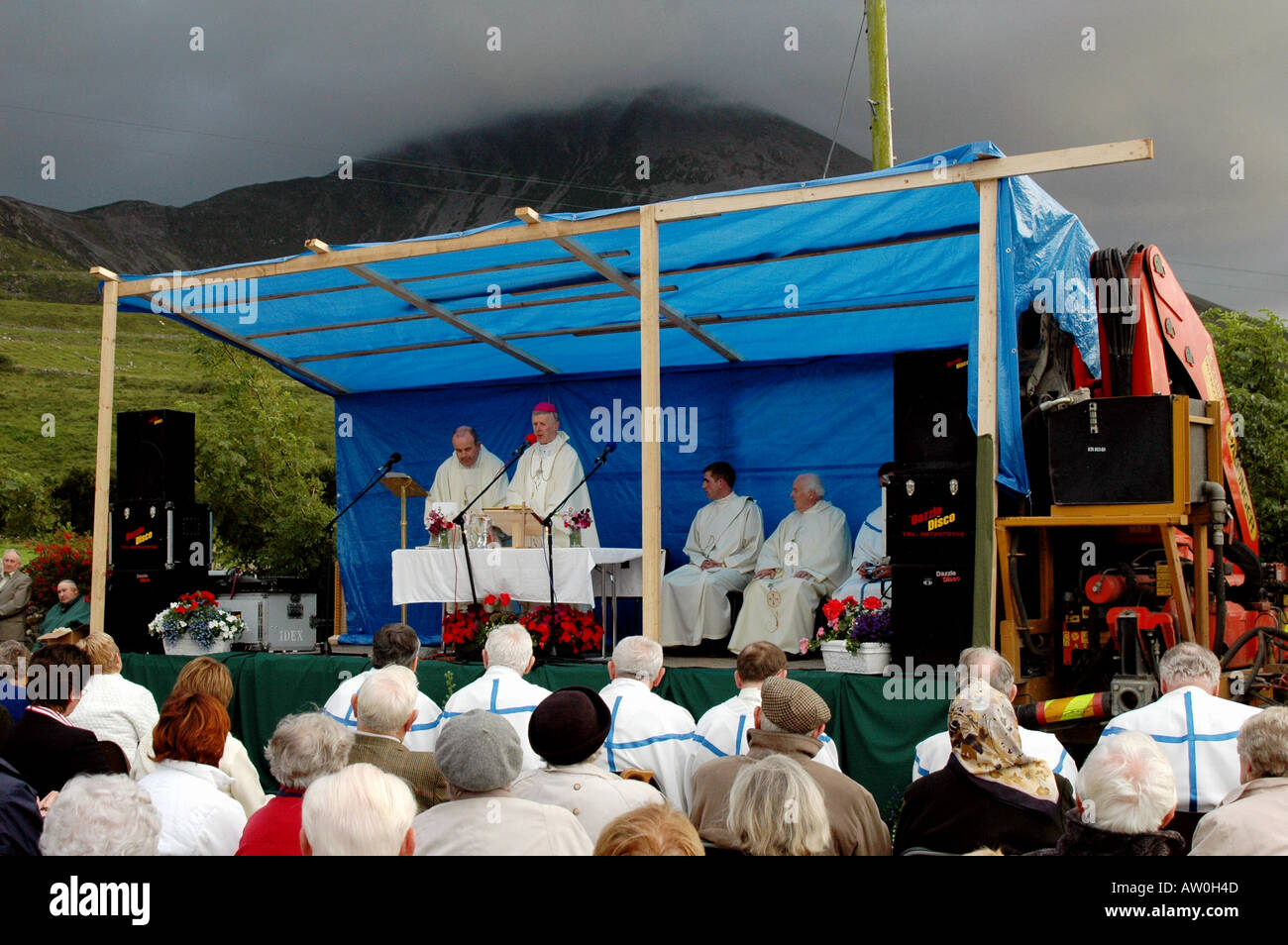 Croagh patrick climb pilgrimage hi-res stock photography and images - Alamy