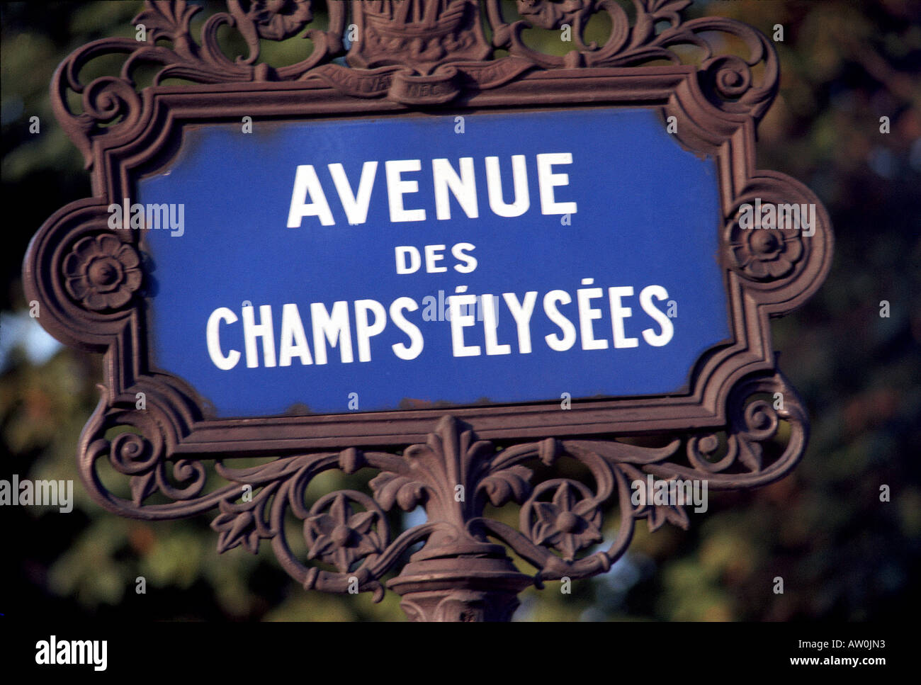 PARIS Street sign for the Champs Elysee Stock Photo - Alamy