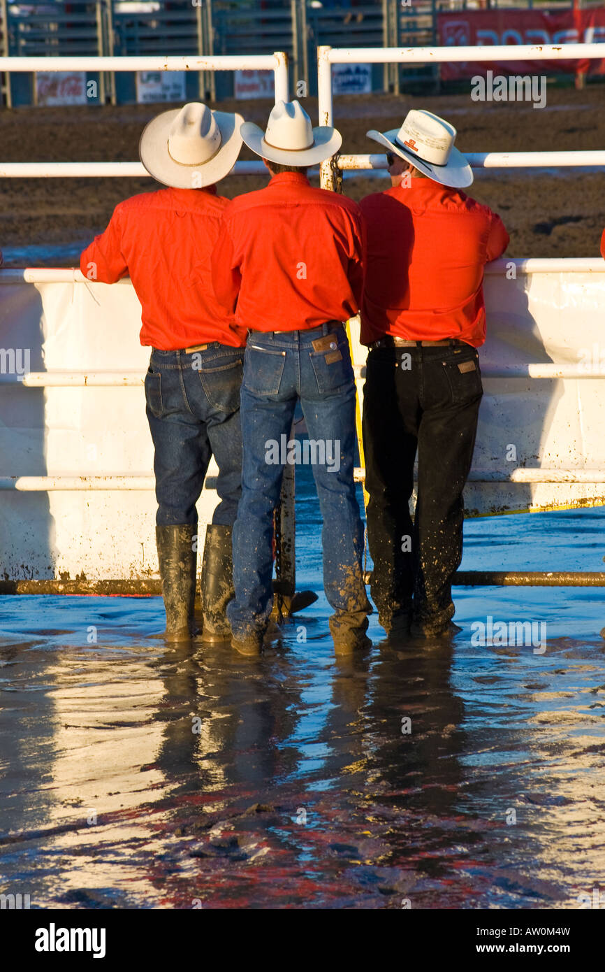 cowboys rodeo shows rain delay competition sports western waiting event ...