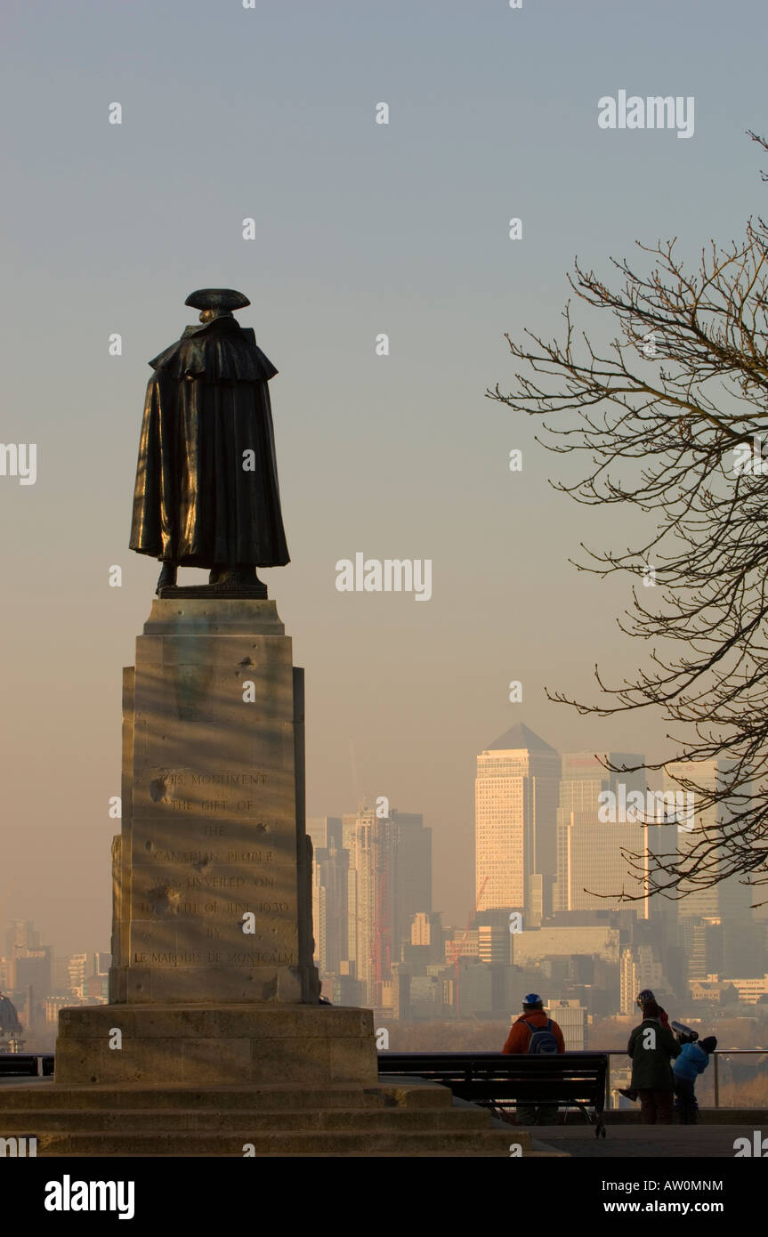 The great escape statue hi-res stock photography and images - Alamy