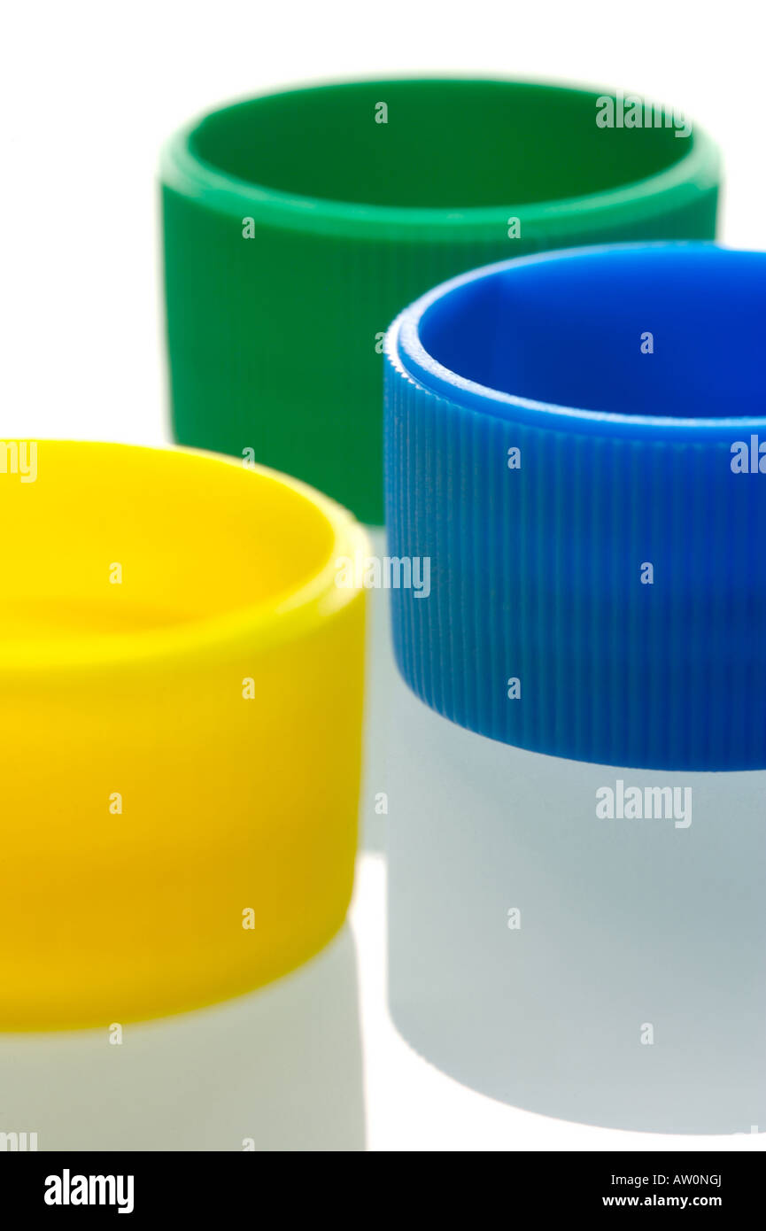 Coloured bottle caps hi-res stock photography and images - Alamy