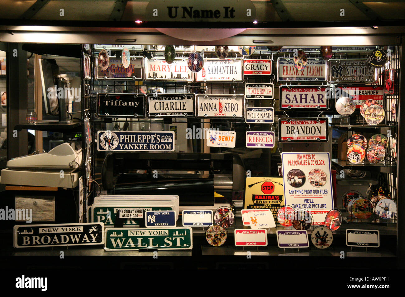 Nyc number plates hi-res stock photography and images - Alamy