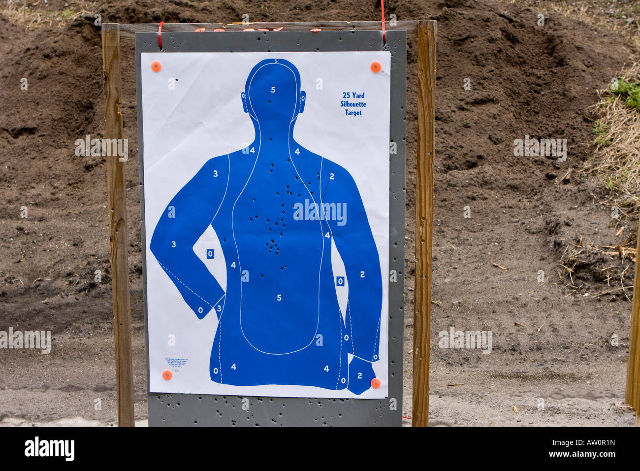 Silhouette targets hi-res stock photography and images - Alamy