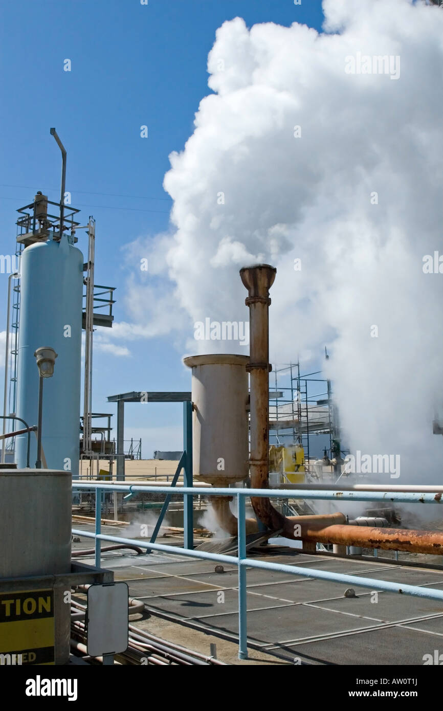 The complex systems of an oil refinery and its operations Stock Photo ...