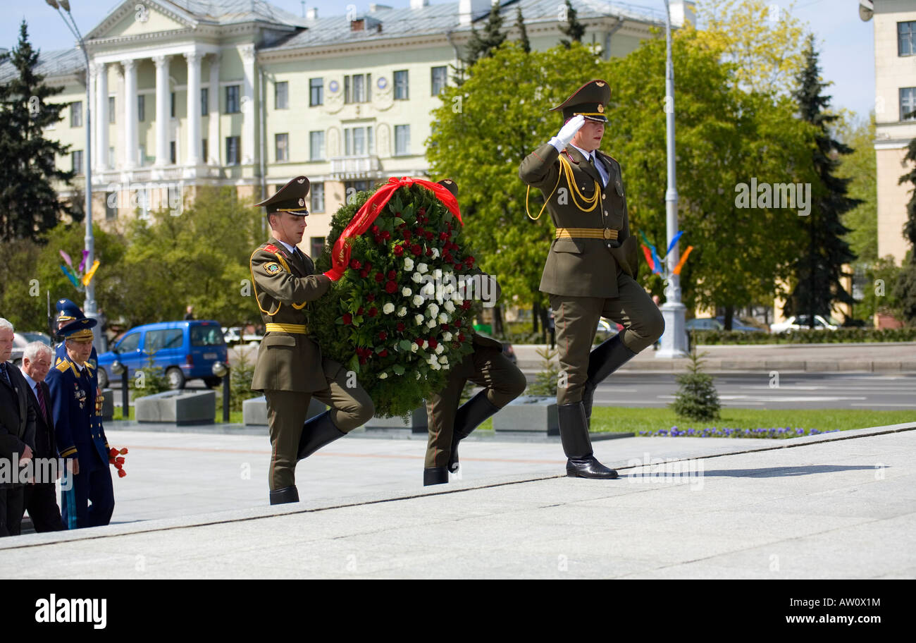 Military wreath laying ceremony at the war memorial monument in Victory ...