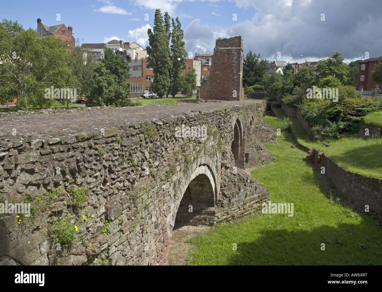 Remains of the old medieval bridge, Exeter, Devon Stock Photo - Alamy