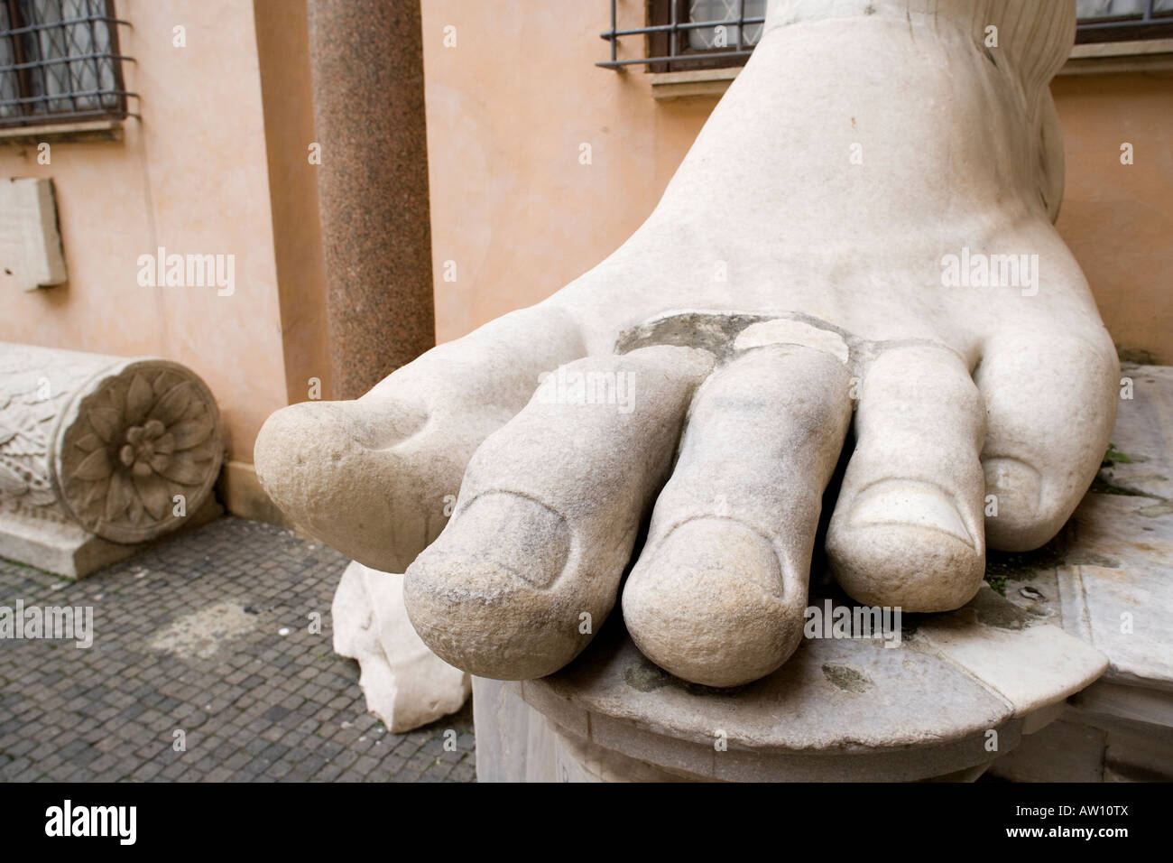 Remains of statue of emperor constantine ii hi-res stock photography ...