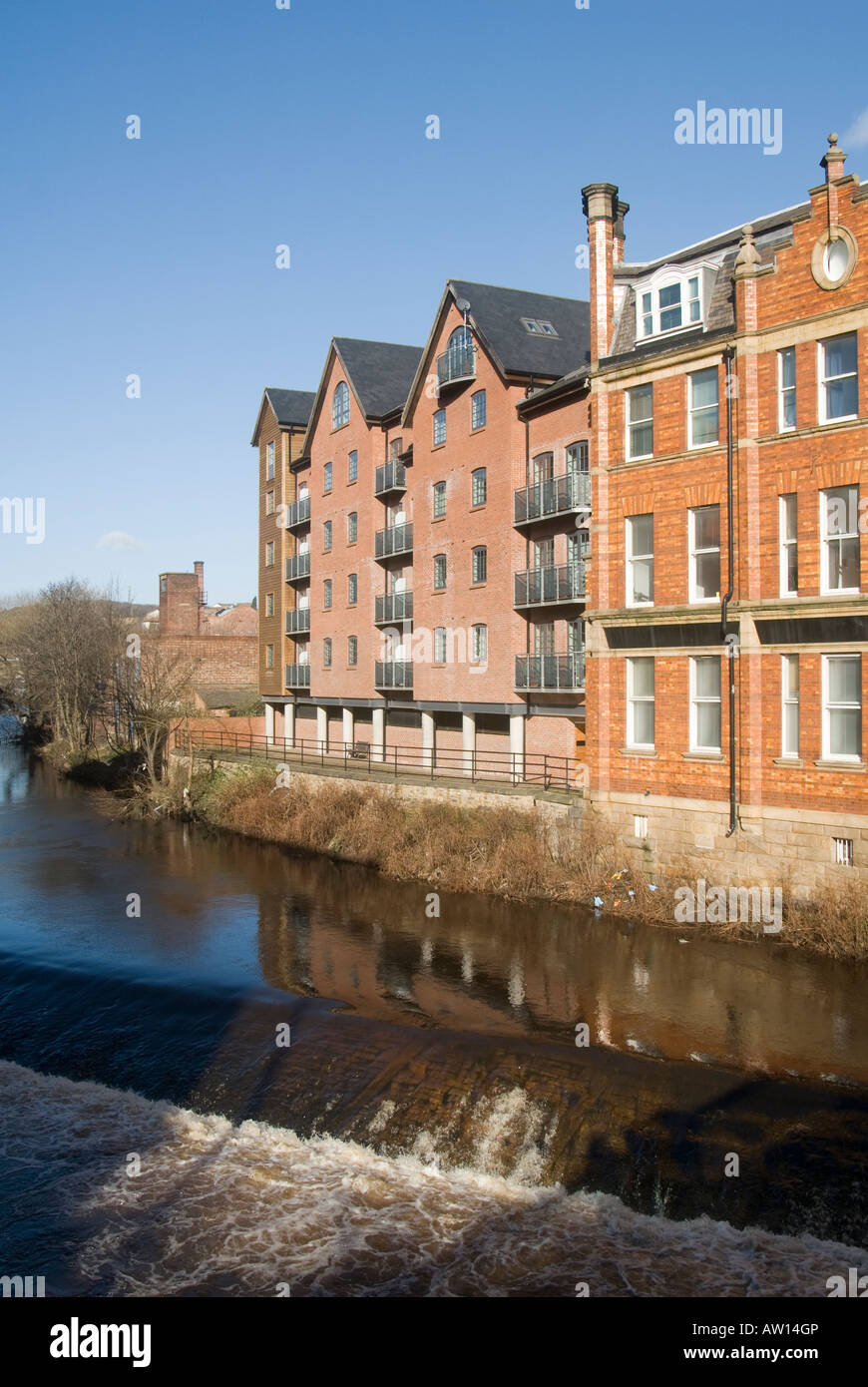 flats in a regenerated area at the riverside in sheffield england Stock ...