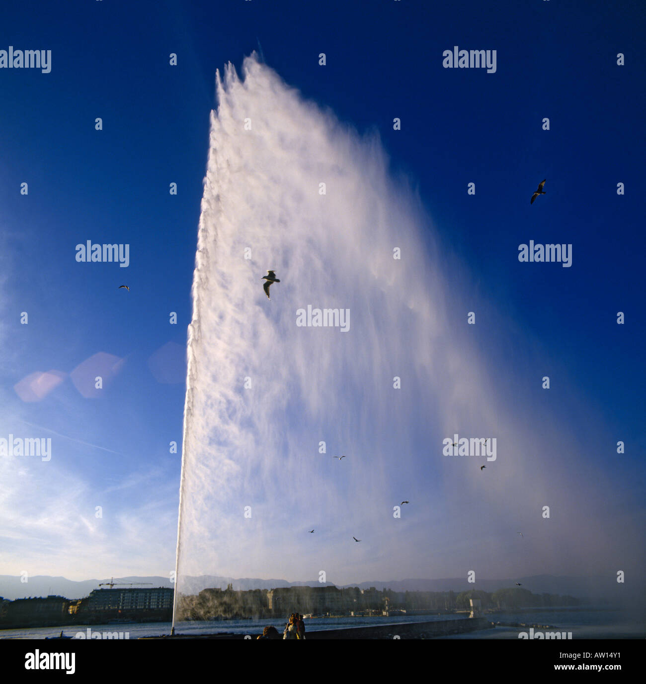 M jet of water hi-res stock photography and images - Alamy