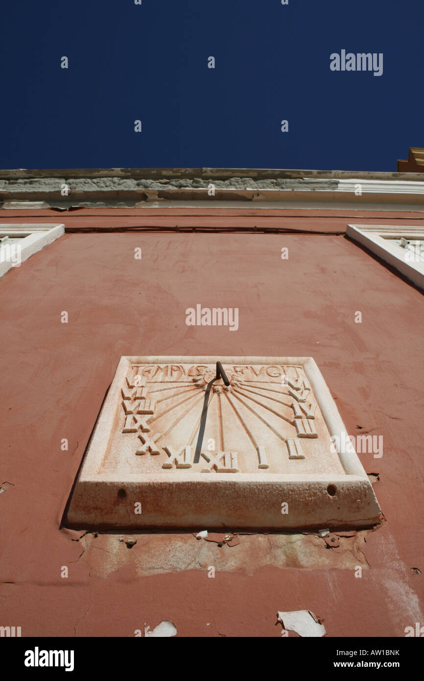 sun dial on wall Stock Photo - Alamy
