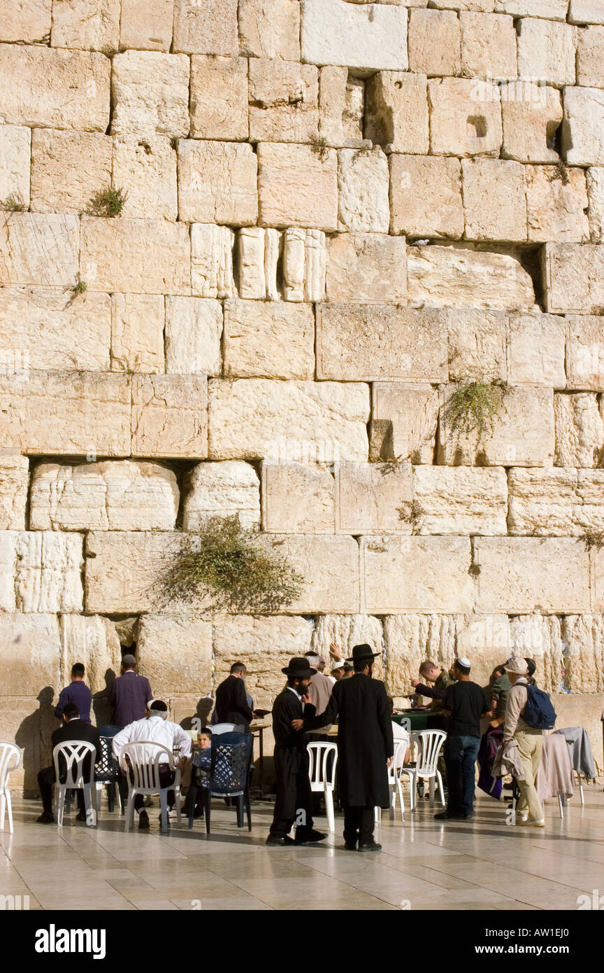 Israel Jerusalem Yerushalayim Wailing Wall Stock Photo - Alamy