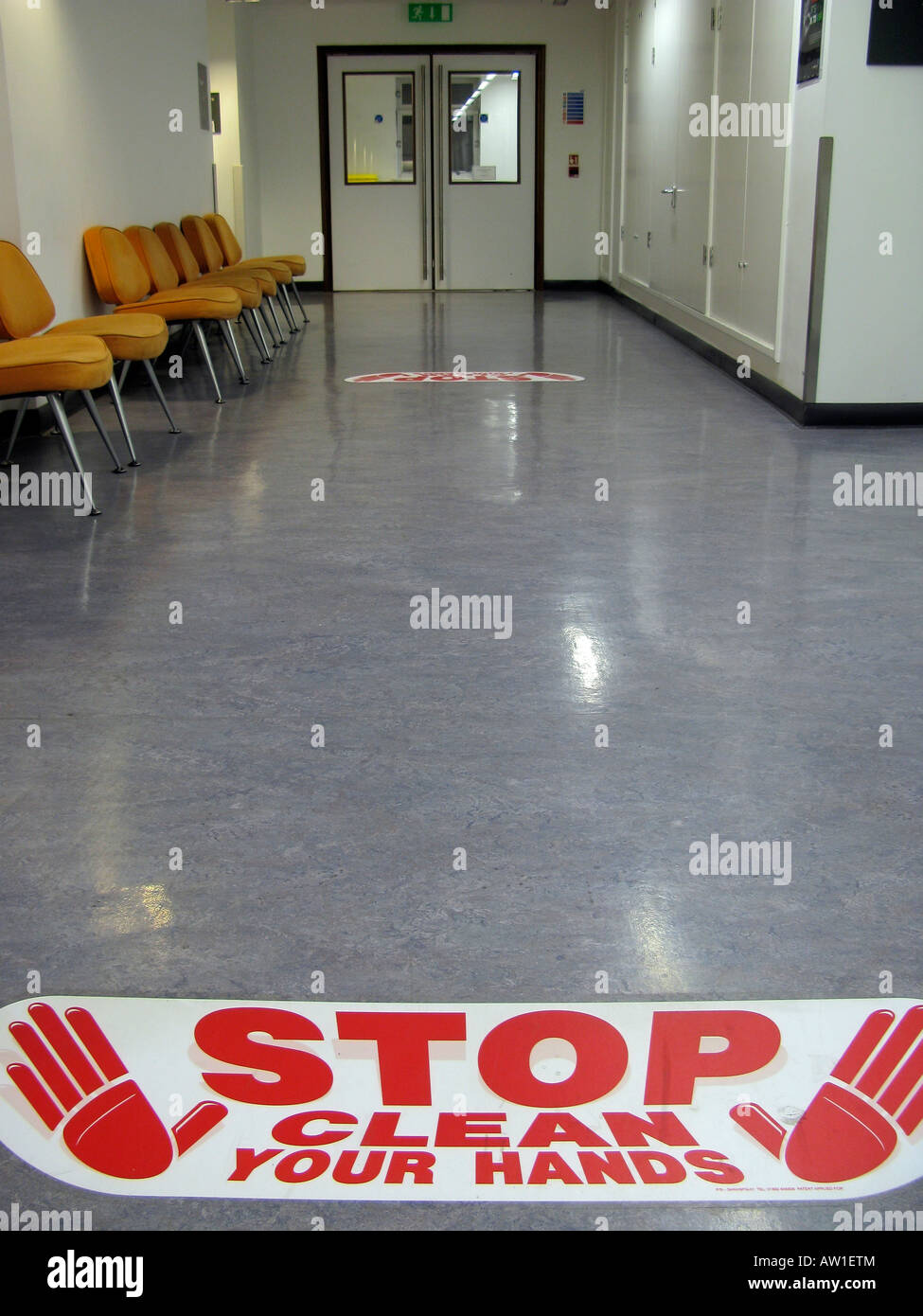 Hospital hand wash safety sign hi-res stock photography and images - Alamy