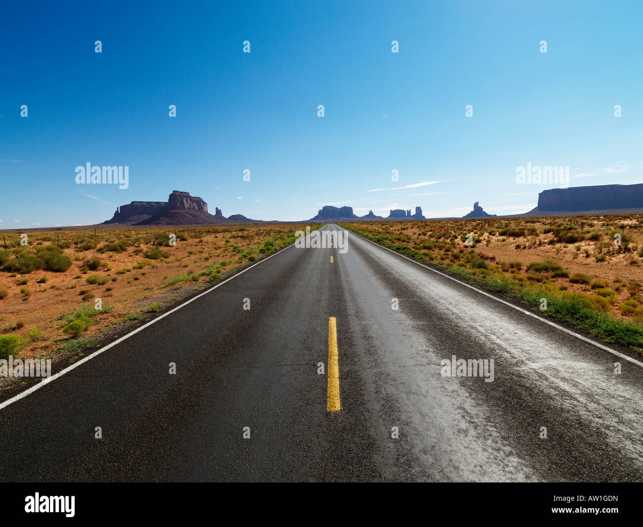 Scenic desert road Stock Photo - Alamy