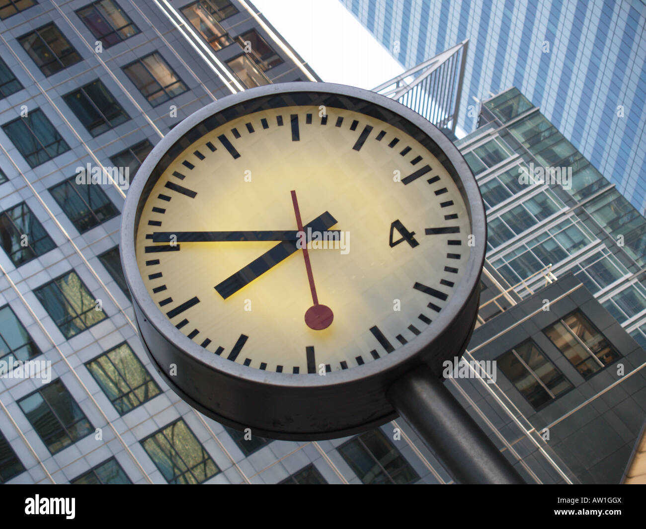 Hand minute walk hi-res stock photography and images - Alamy