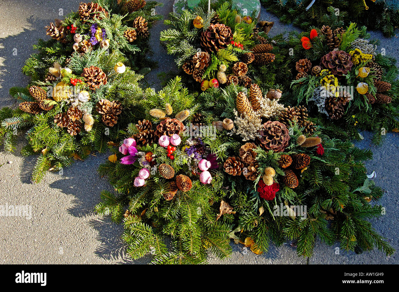 Saints grave hi-res stock photography and images - Alamy