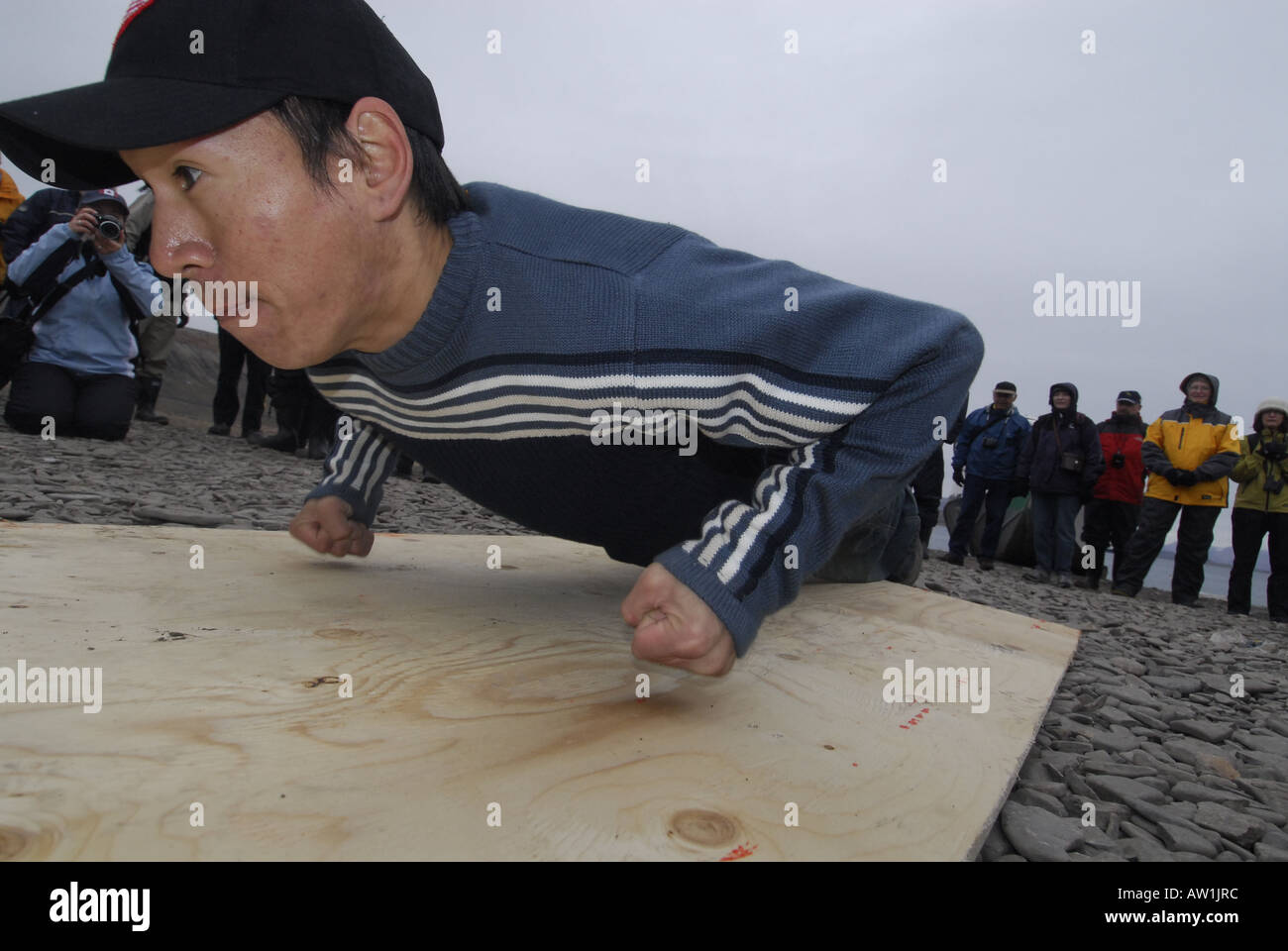Inuit Arctic Games Coastal Inuit community of Arctic Bay Lancaster ...