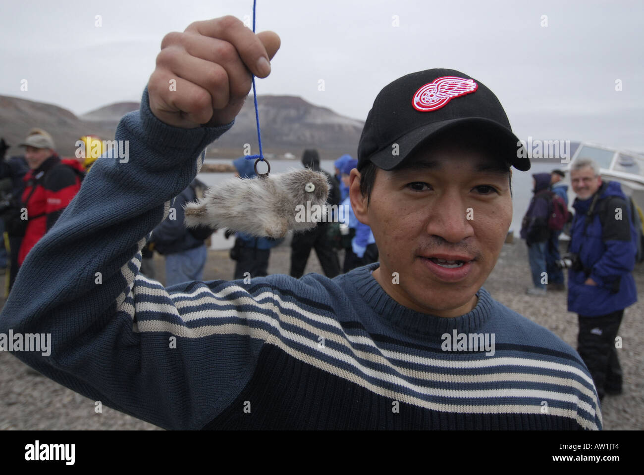 Inuit Arctic Games Coastal Inuit community of Arctic Bay Lancaster ...