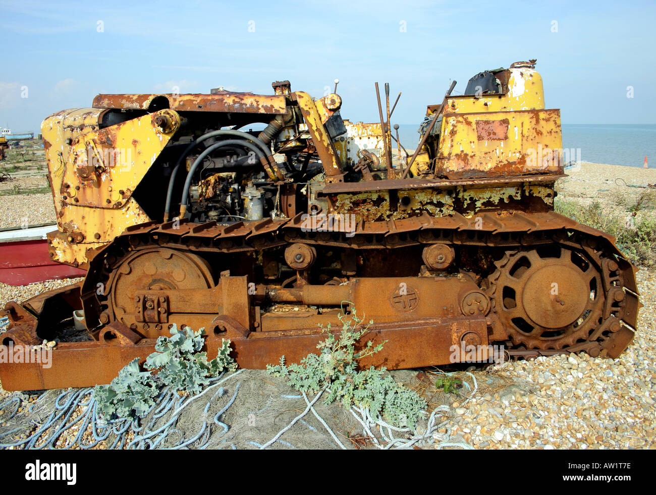 Old bulldozer hi-res stock photography and images - Alamy