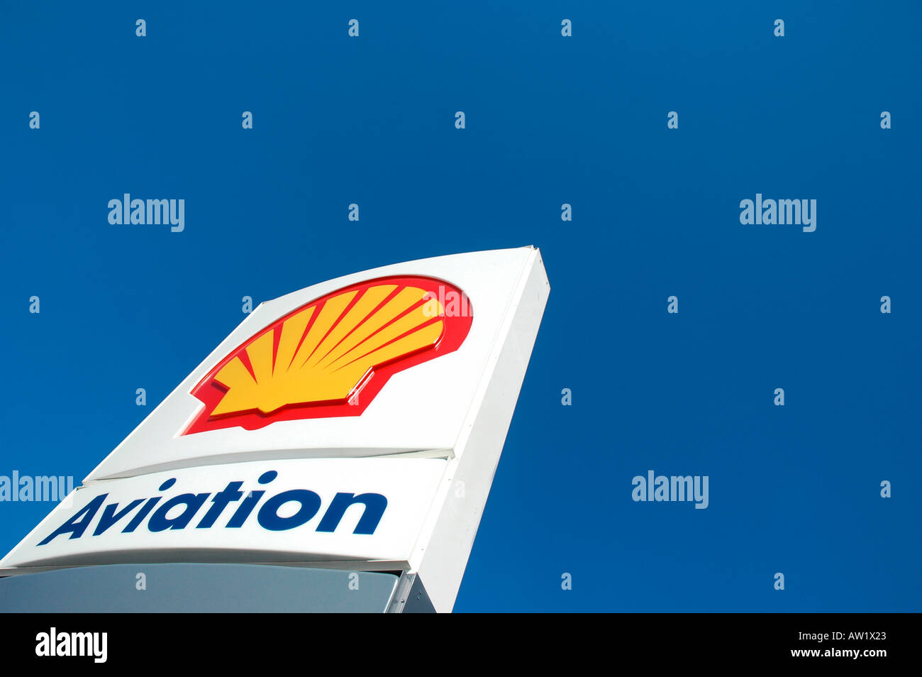 No smoking petrol signs hi-res stock photography and images - Alamy