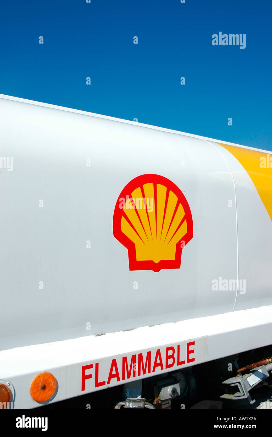 Airport intersections hi-res stock photography and images - Alamy