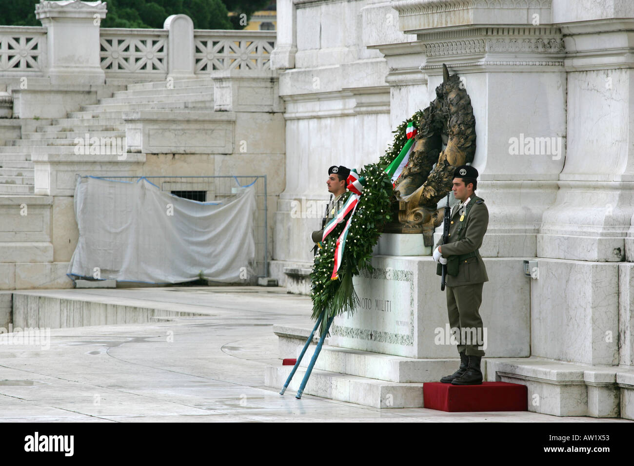 Italian military soldiers guard the Tomb of the Unknown Soldier at the ...