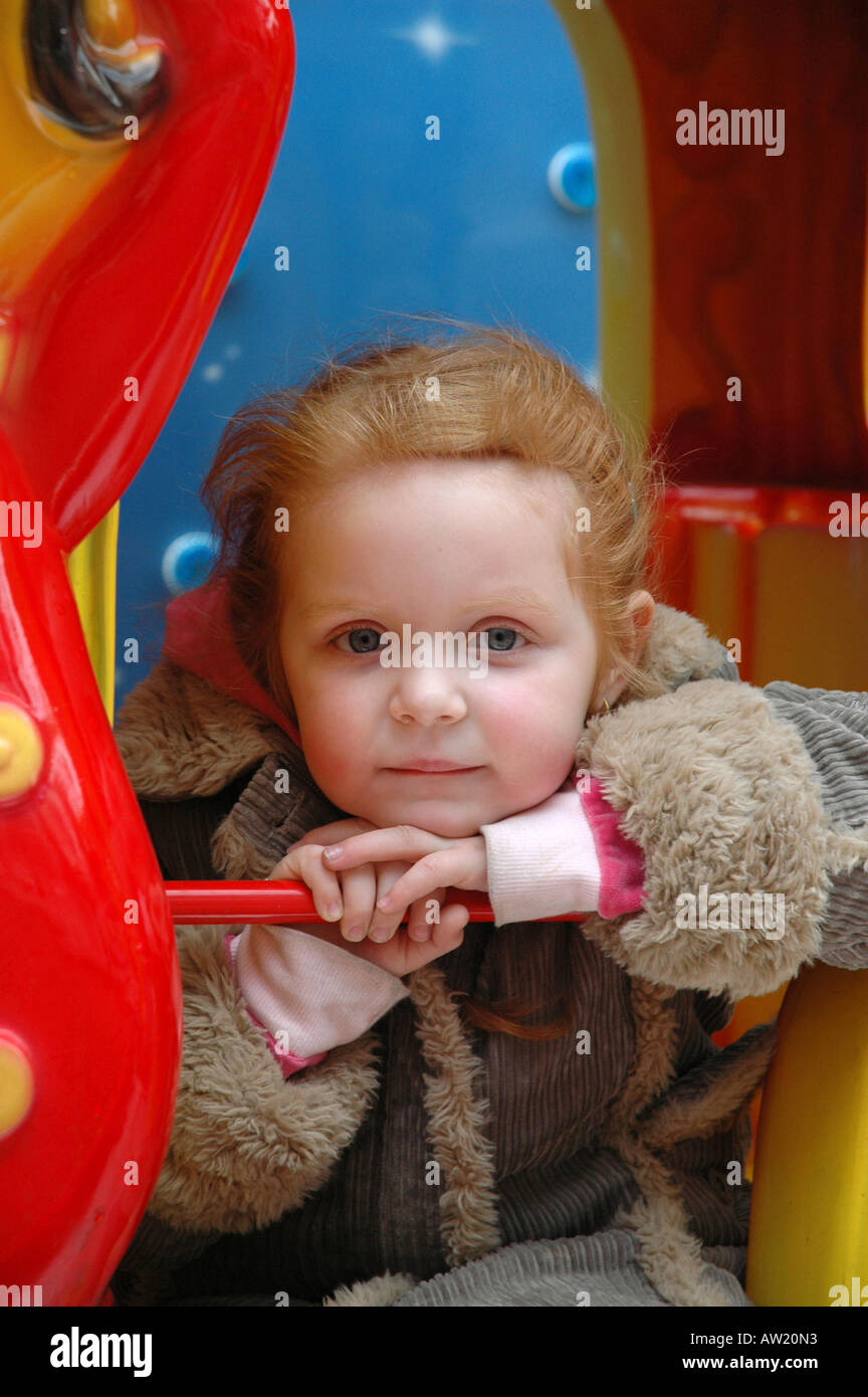 Round faces hi-res stock photography and images - Alamy