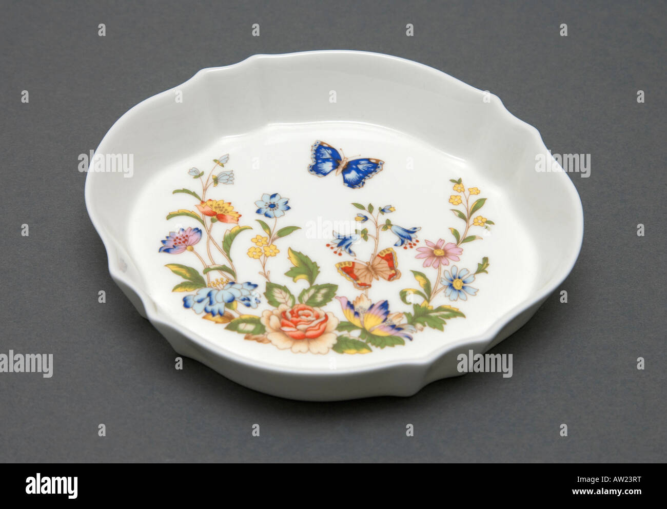 China bone porcelain hi-res stock photography and images - Alamy