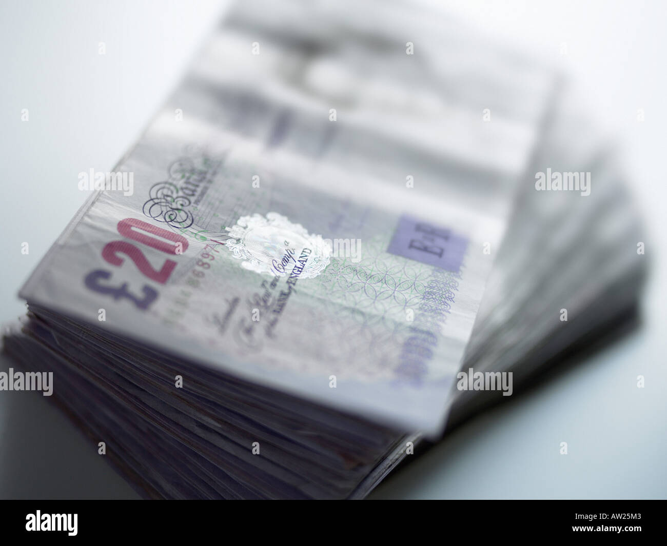 Pile of twenty pound notes Stock Photo - Alamy