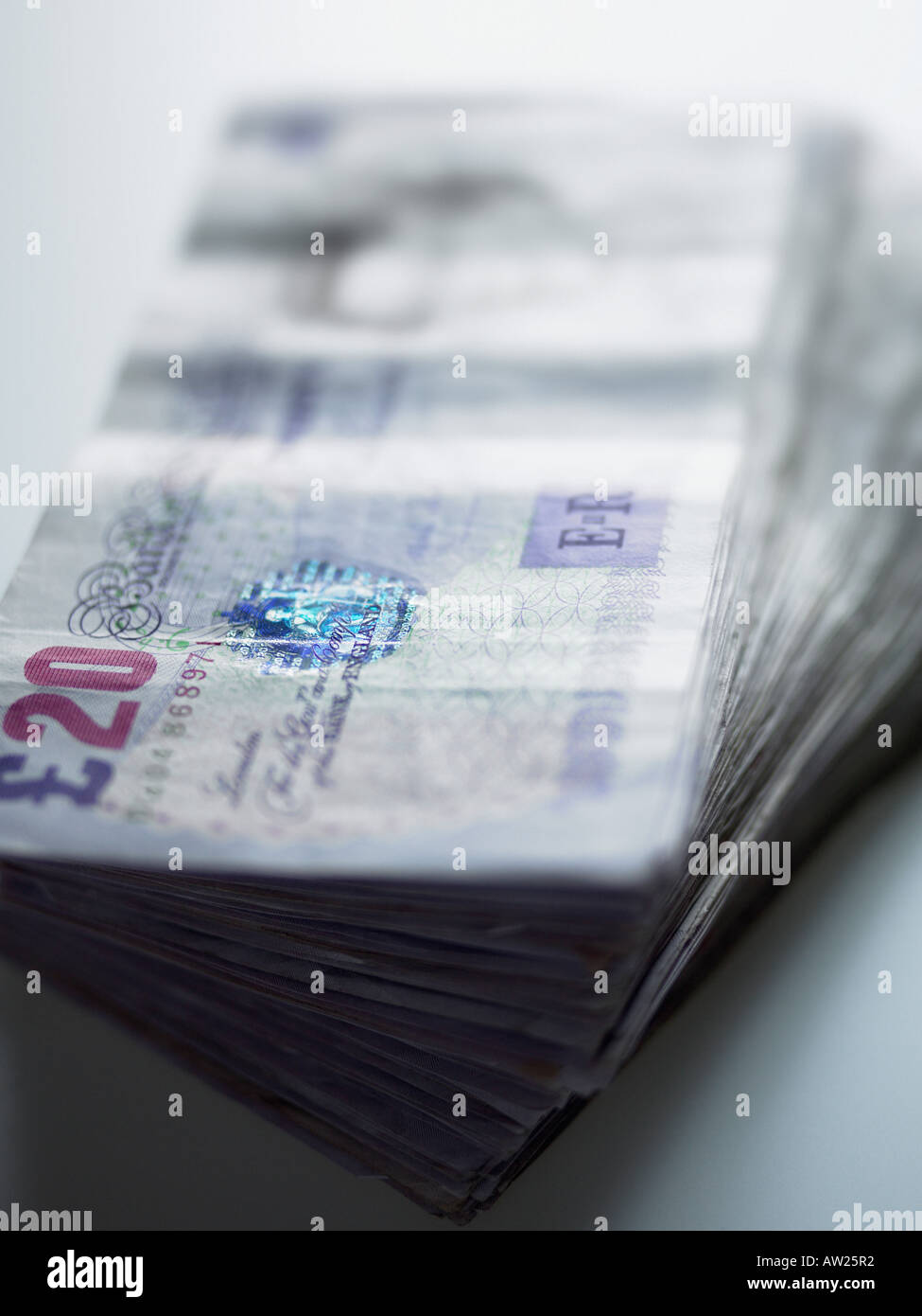 Pile of twenty pound notes Stock Photo - Alamy