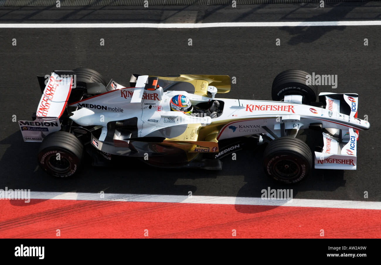 Formula 1 side view hi-res stock photography and images - Alamy