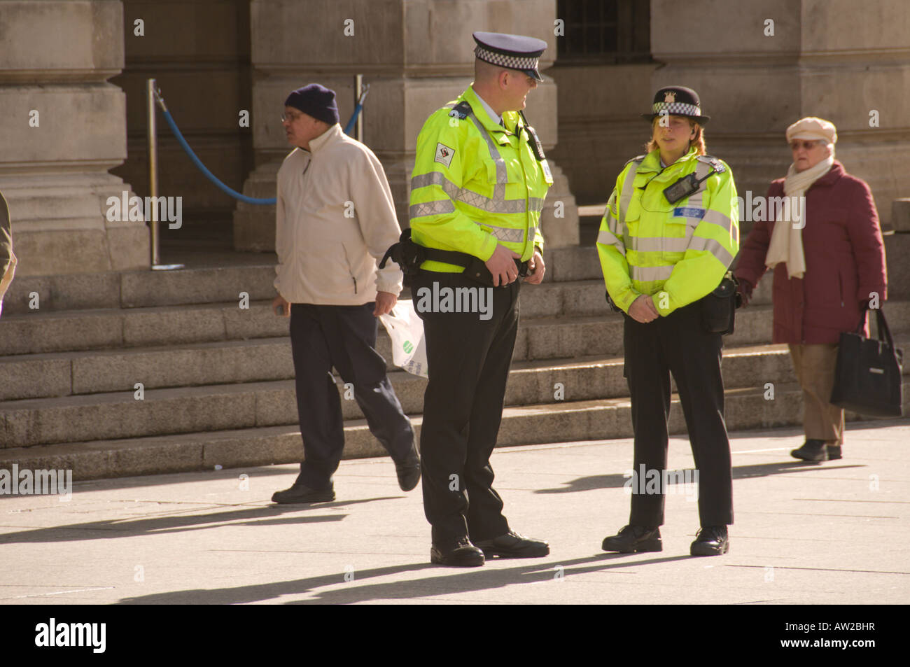 Nottingham police officers hi-res stock photography and images - Alamy