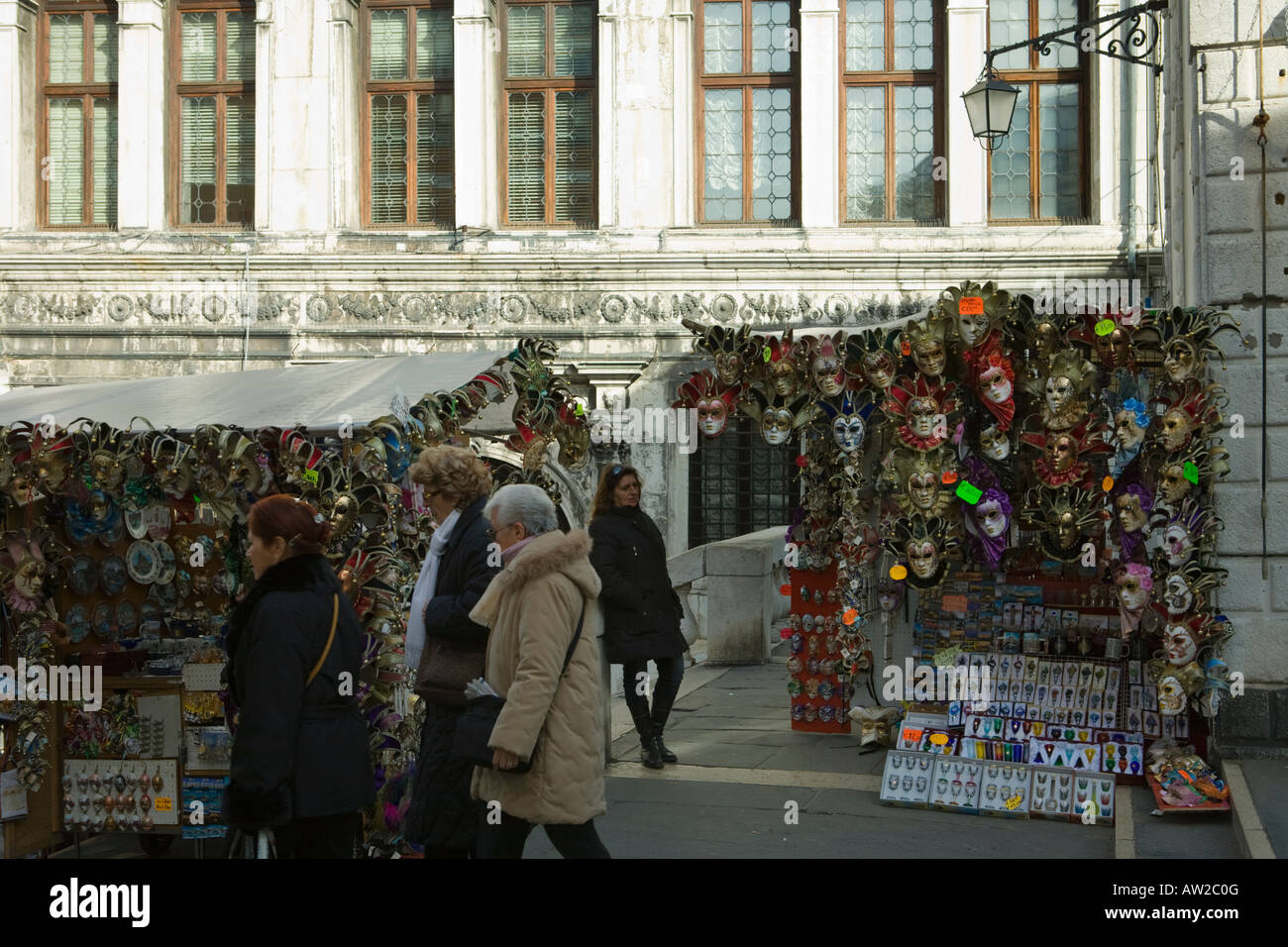 The Rialto Markets, Venice, Italy Stock Photo - Alamy