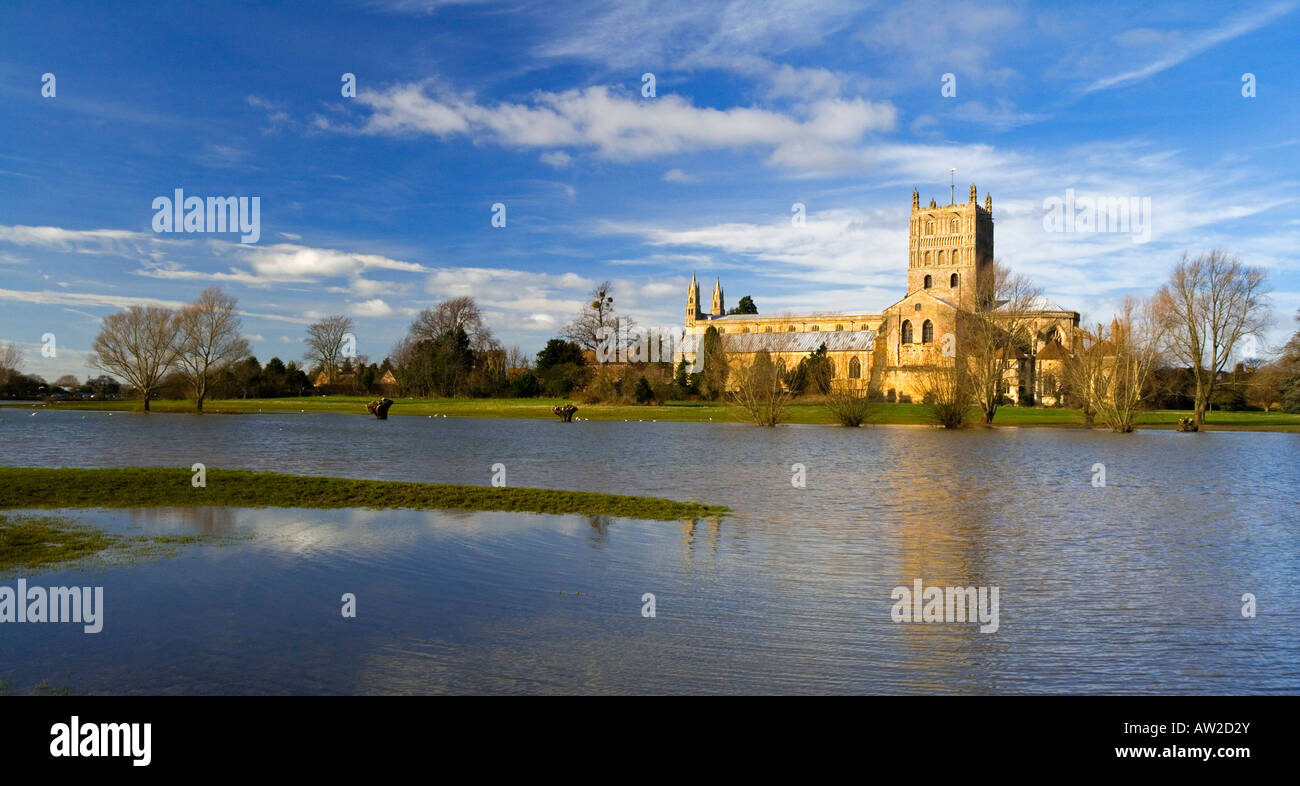 Tewkesbury abbey hi-res stock photography and images - Alamy
