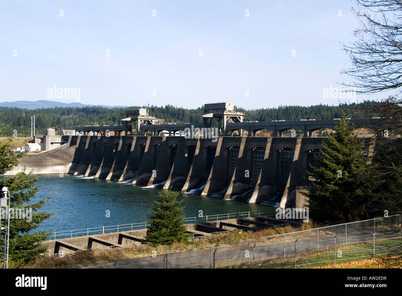 hydroelectric dam plant electricity generator Stock Photo - Alamy