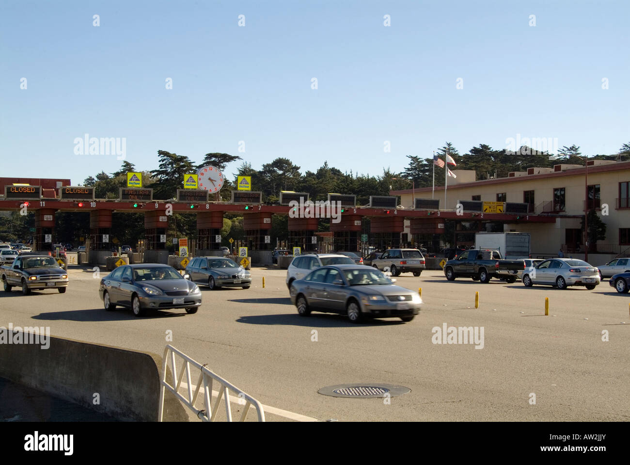 golden gate bridge toll booth road charging price Stock Photo - Alamy