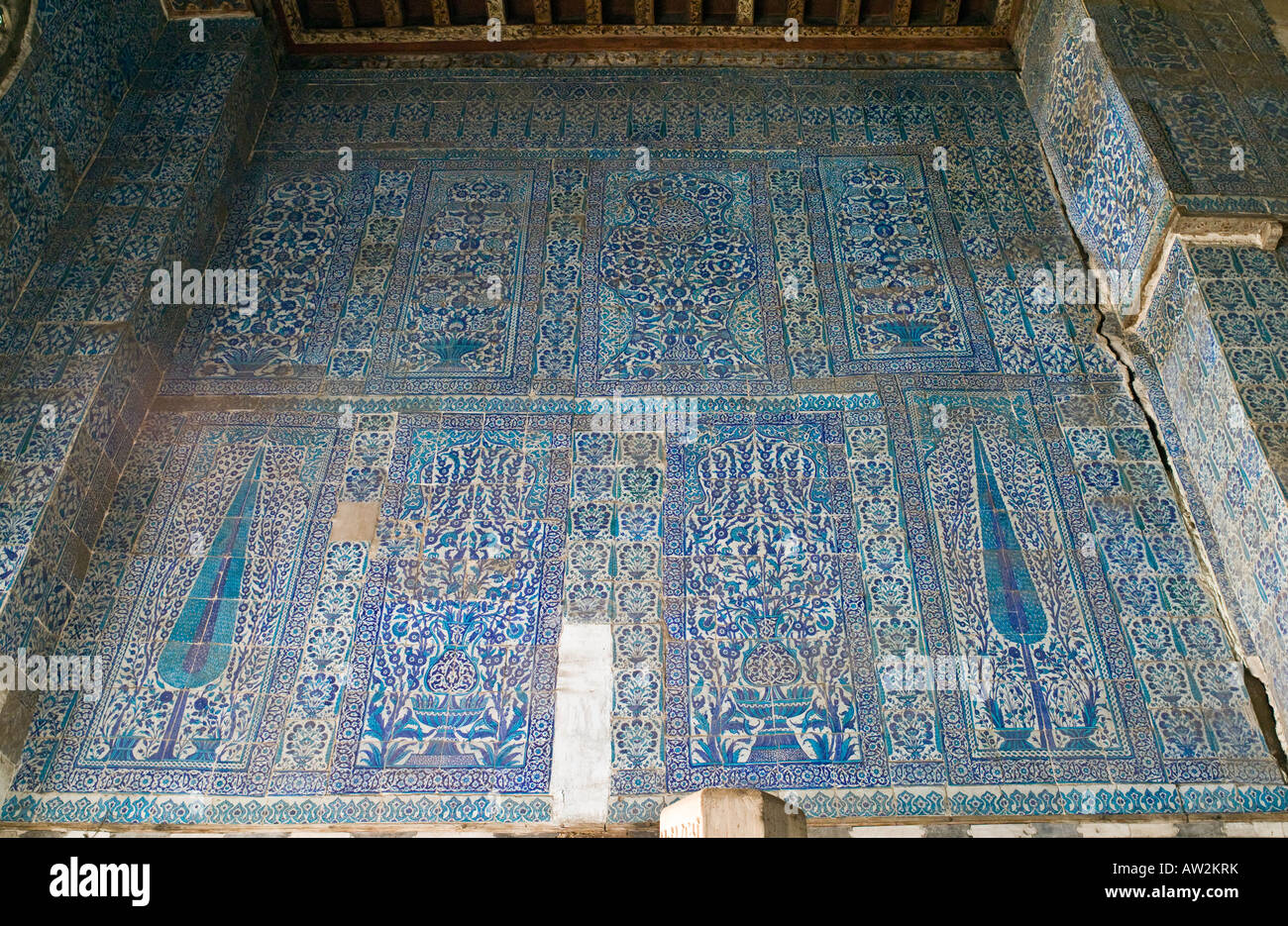 tomb of Ibrahim Agha Mustahfizan, Mosque of Aqsunqur, Cairo, Egypt ...