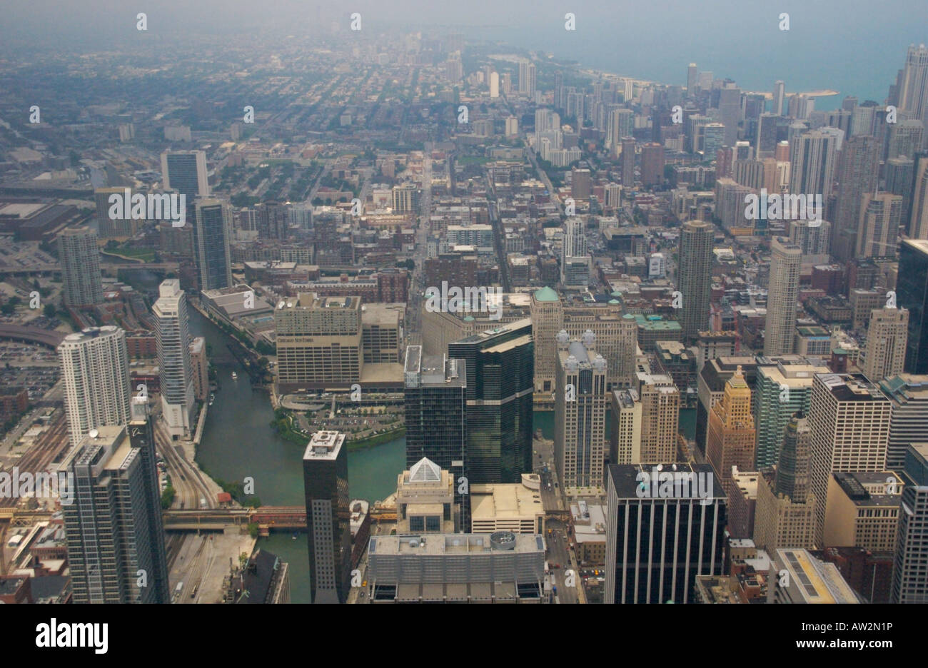 Aerial view of chicago river chicago hi-res stock photography and ...