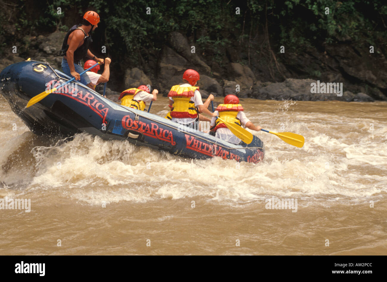 costa rica whitewater rafting pacuare river Stock Photo - Alamy